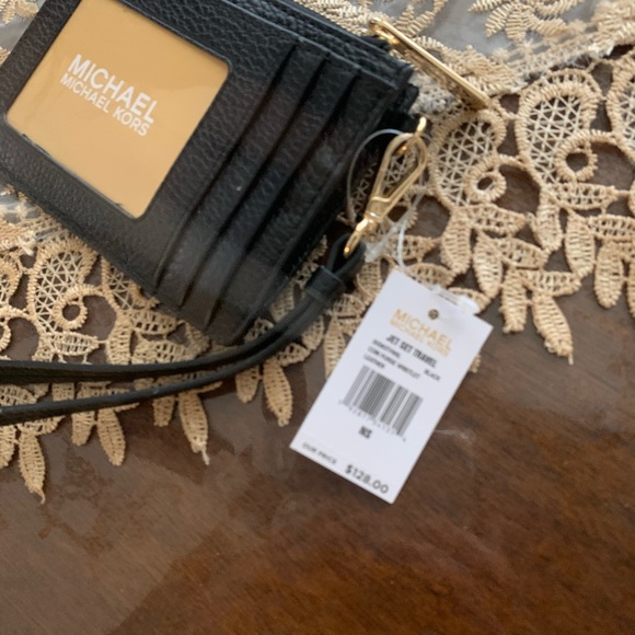 Michael Kors | Bags | Beautiful Mk Coin Purse Wirstlet | Poshmark